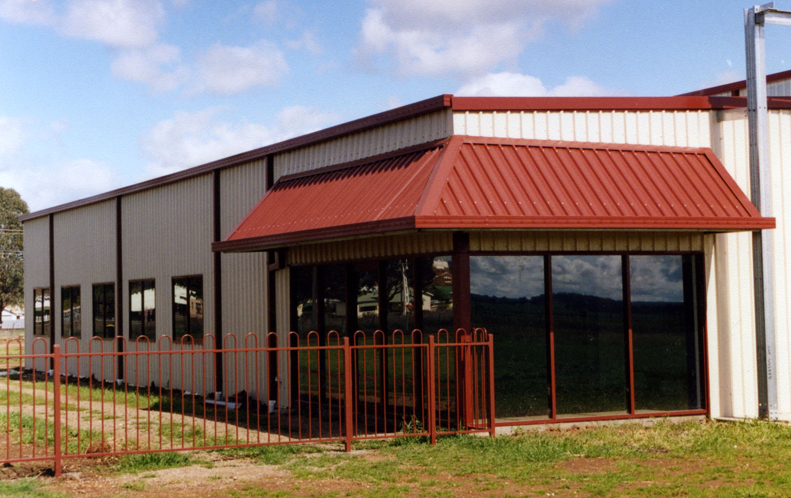 Commercial Steel Sheds and Hangars